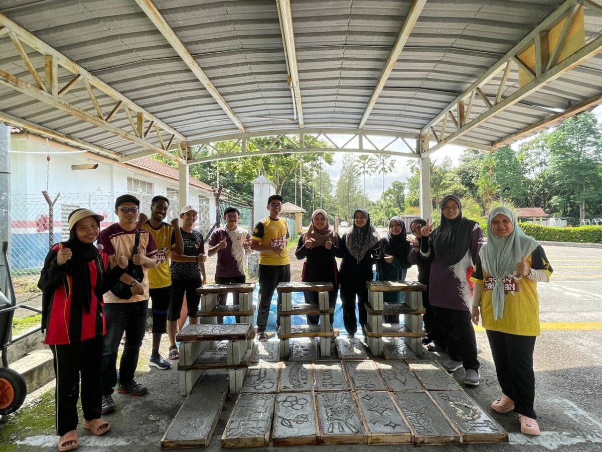 Warga KDSE Indahkan Taman Botani – Calendar & Events